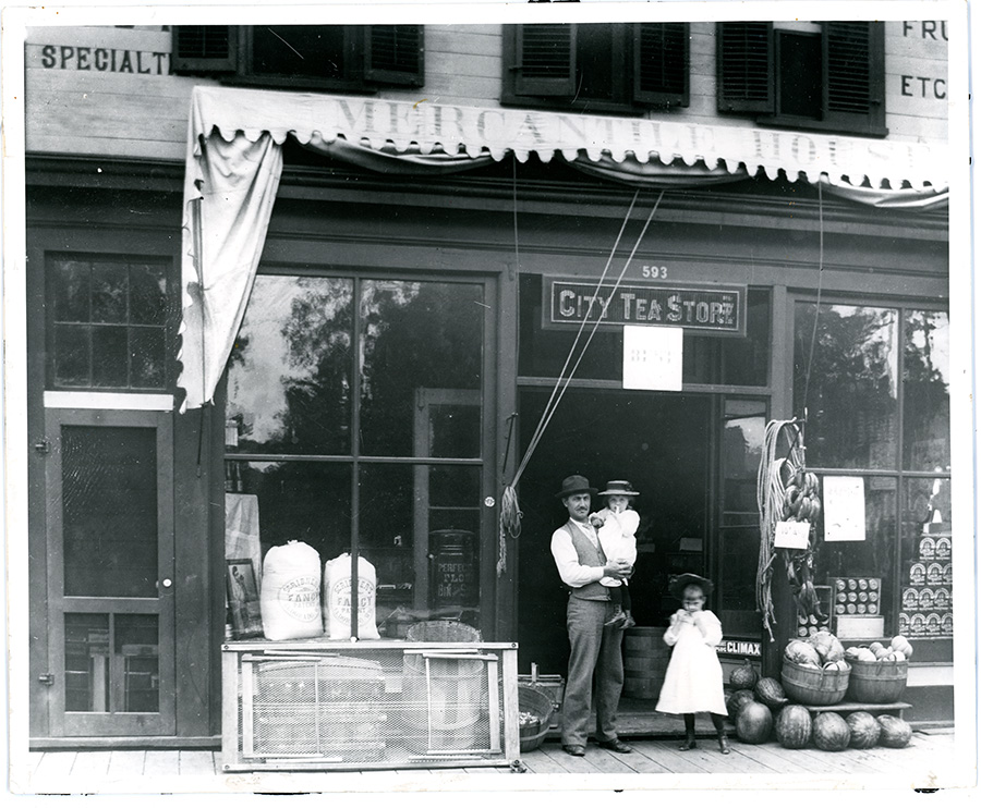 Old Storefronts - Fond du Lac County Historical Society