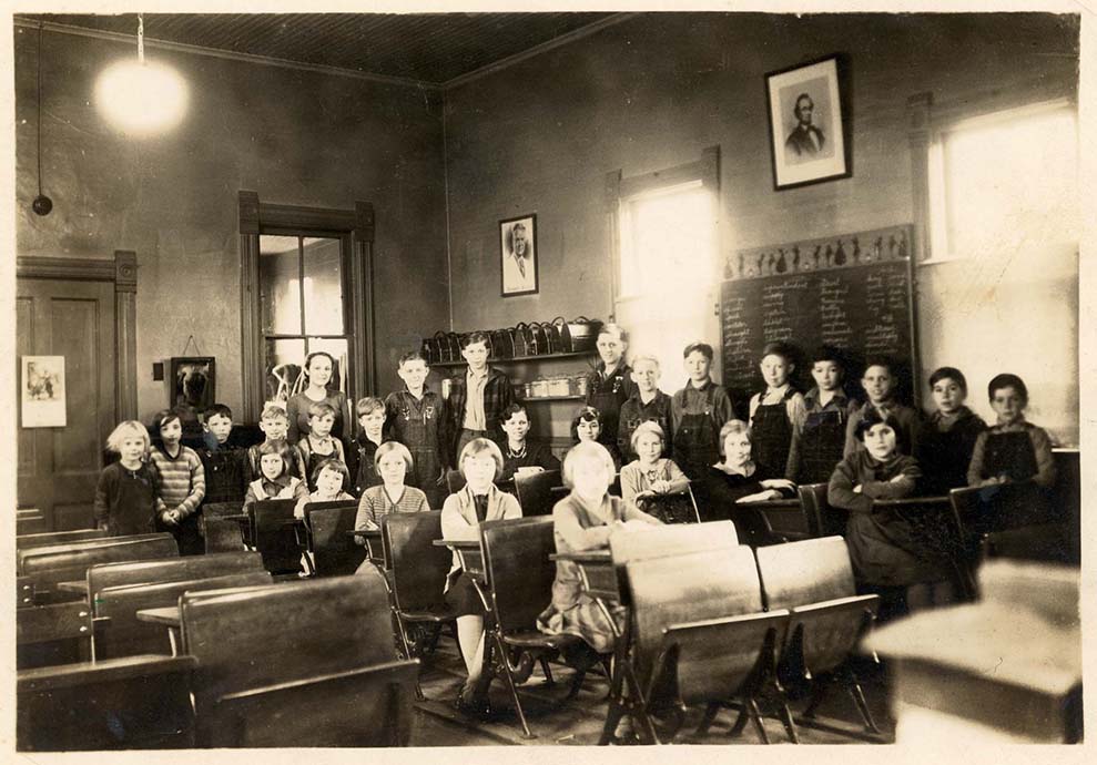 Byron Schools - Fond du Lac County Historical Society